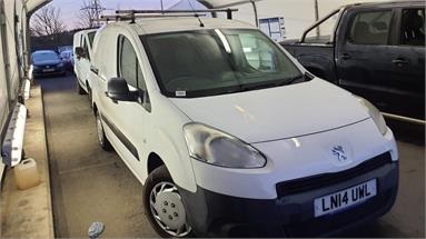 Used Vans for Sale at Car Auctions | Manheim